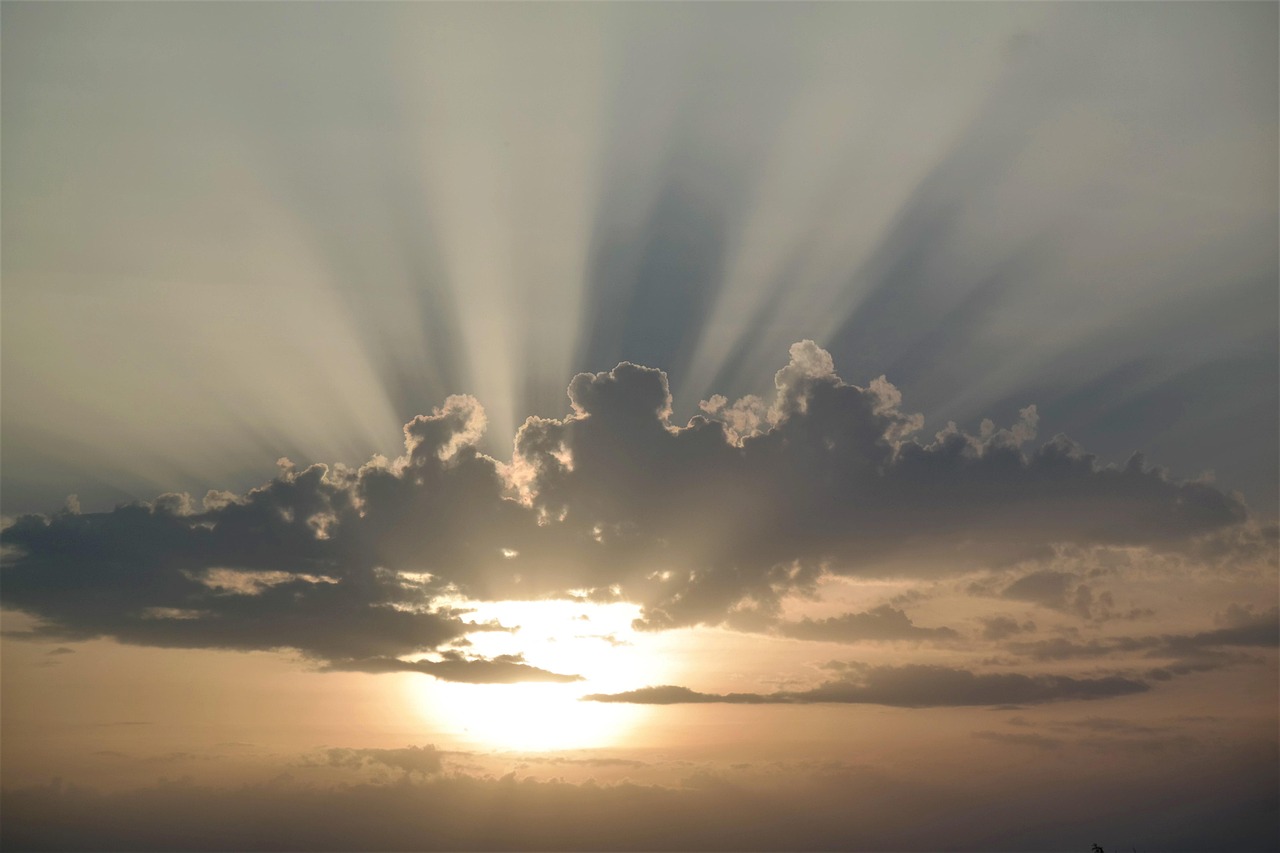 Sonnenstrahlen Wolken Himmel - Kostenloses Foto auf Pixabay - Pixabay