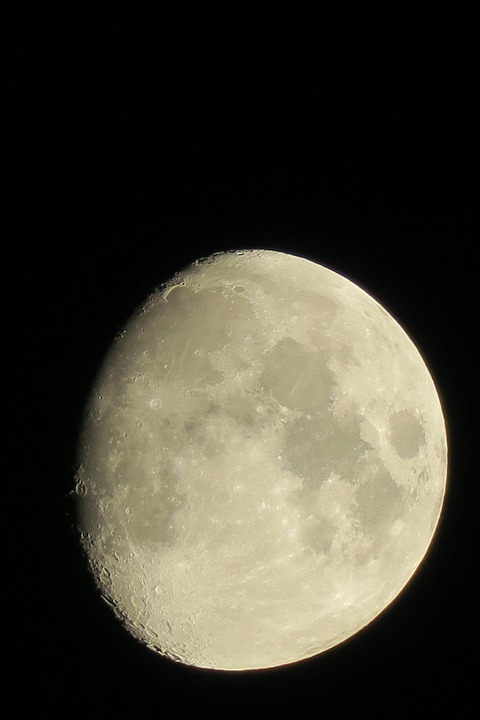 Mond Luna Zunehmend - Kostenloses Foto auf Pixabay