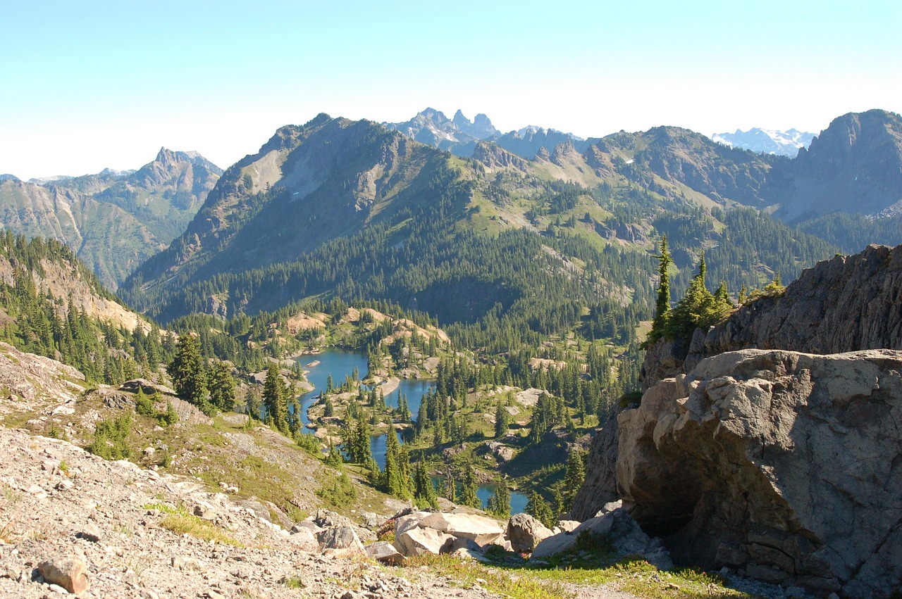 Rampart Lakes Lake - Free photo on Pixabay - Pixabay