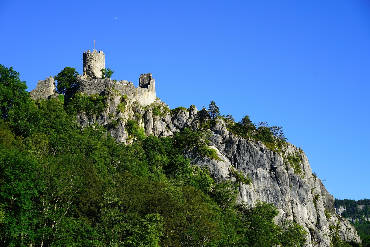 The Ruins Of Neu-Falkenstein - Free photo on Pixabay - Pixabay
