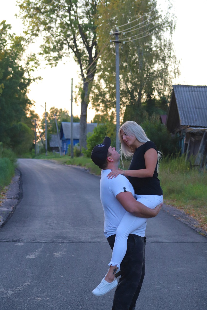 Un Jeune Couple Histoire Damour Photo Gratuite Sur Pixabay Pixabay