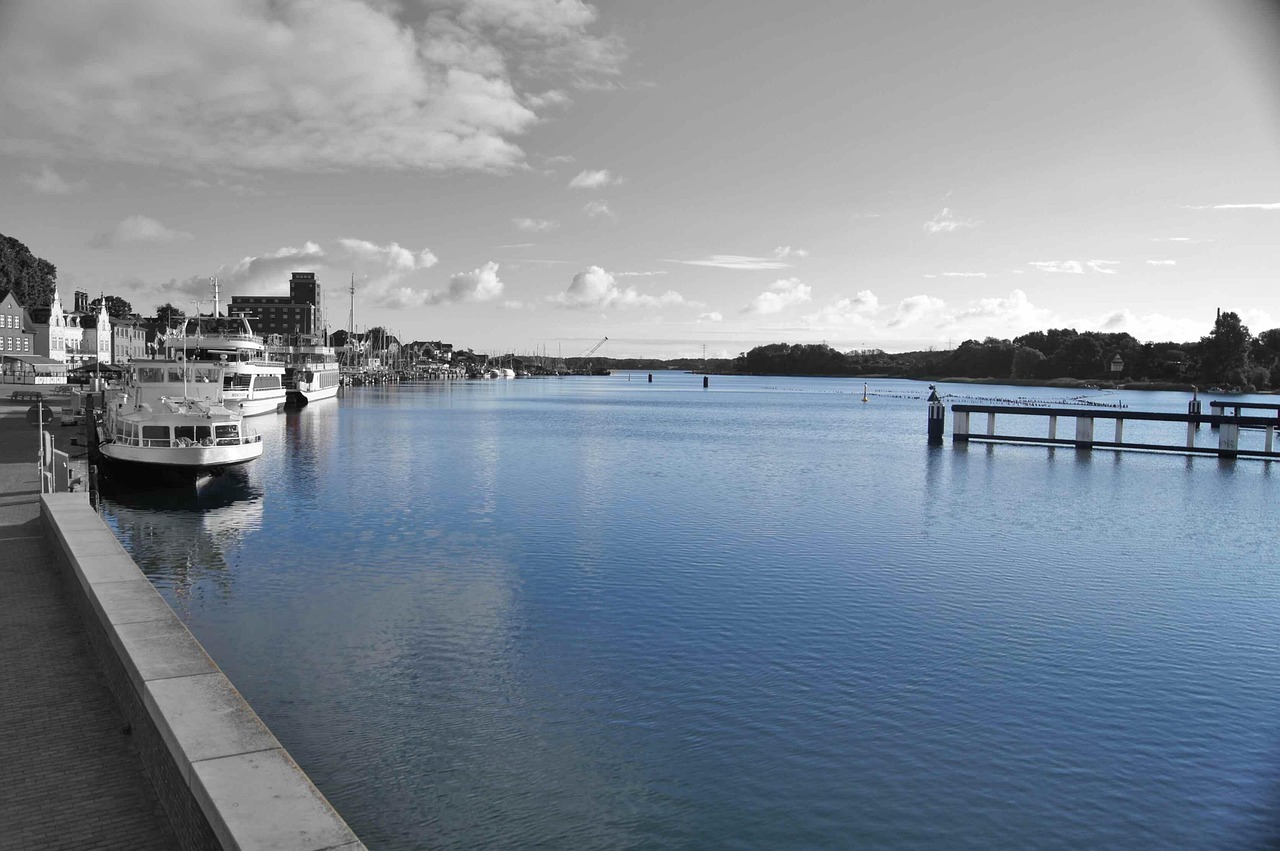 50,000+ Free Hintergrundbild Kappeln & Wallpaper Images - Pixabay