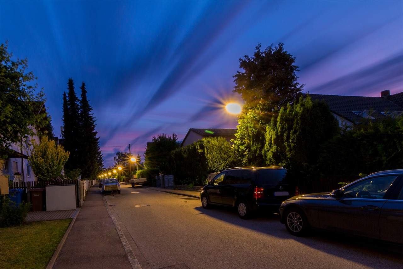 100+ Free Street At Night & City Images - Pixabay