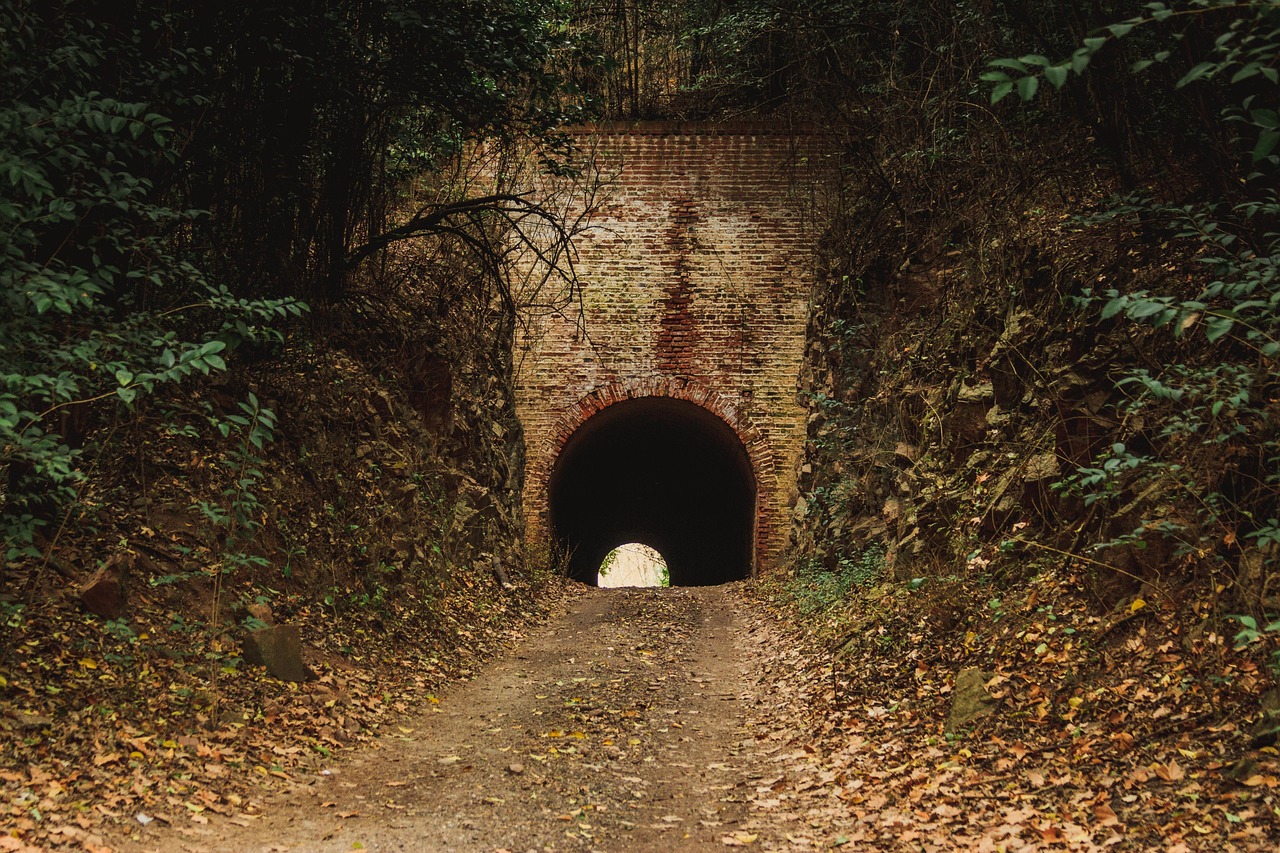 100+ Free Stone Tunnel & Tunnel Images - Pixabay