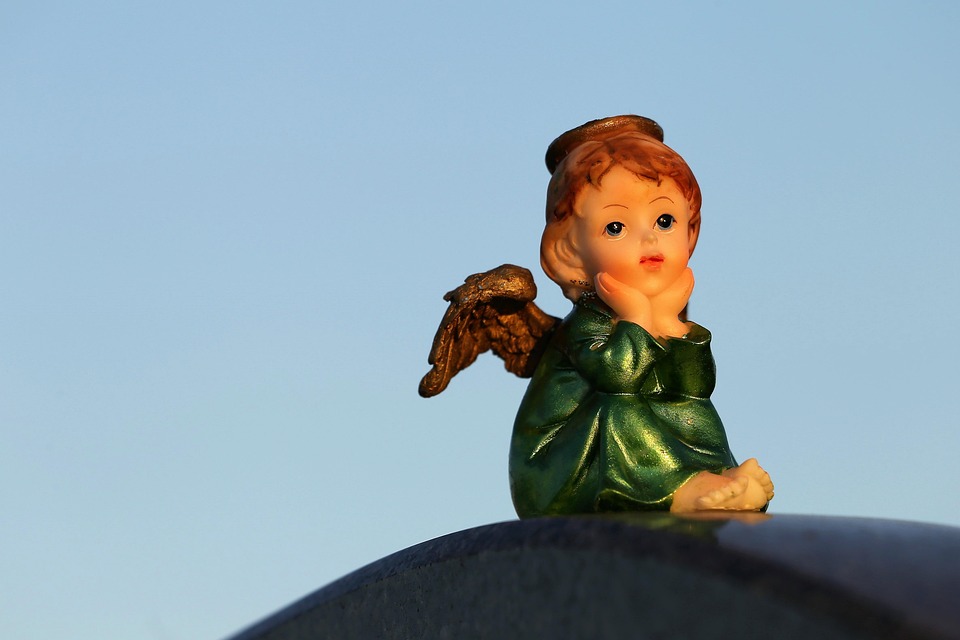 Little Angel On Gravestone Wings - Free photo on Pixabay
