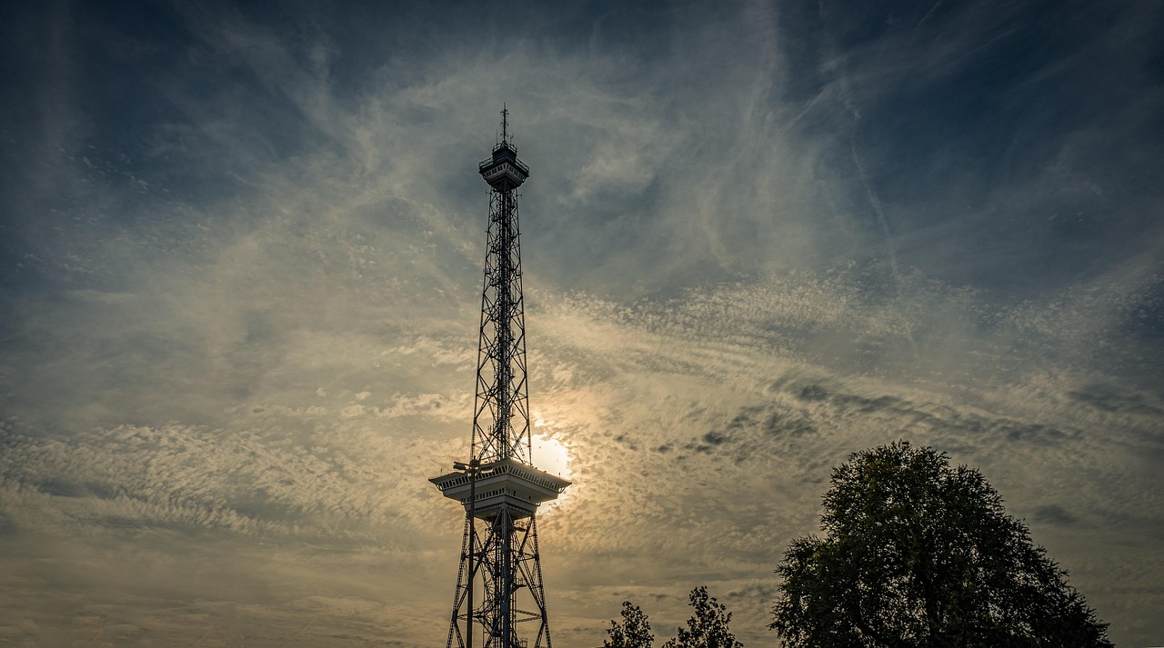 30,000+ Free Radio Tower & Radio Images - Pixabay