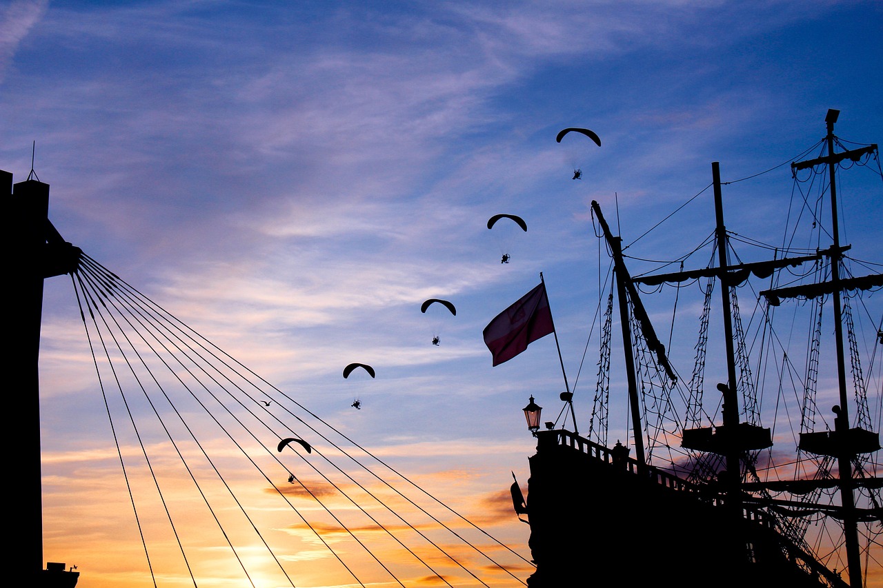 100+ Free Hang Gliders & Flying Images - Pixabay