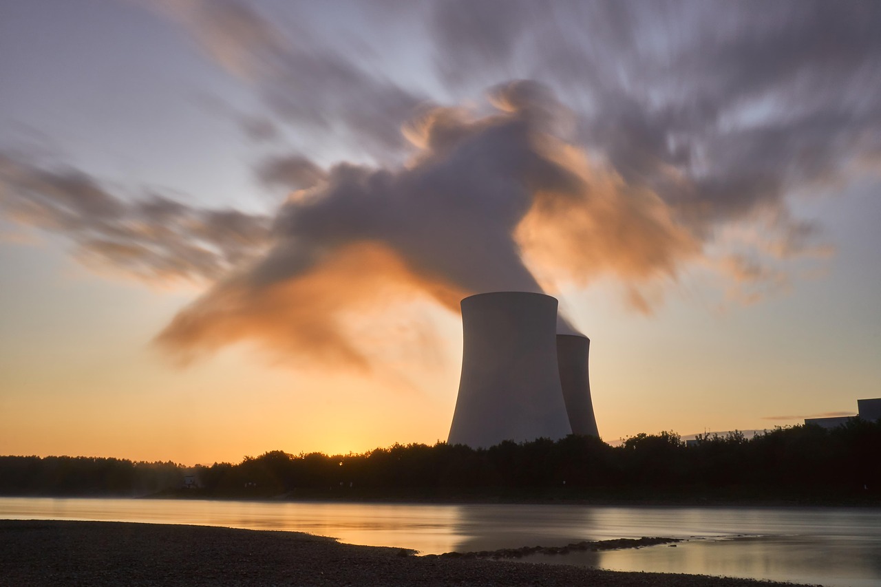 300,000+ Free Nuclear Power Plant & Nuclear Power Images - Pixabay