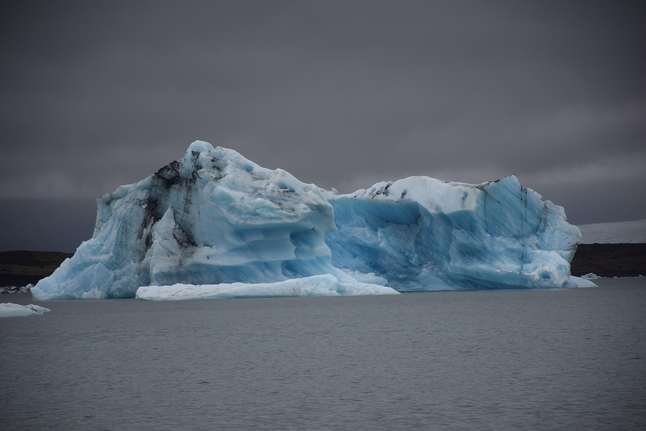 Page 2 - 1,000+ Iceberg & Underwater Images for Free - Pixabay