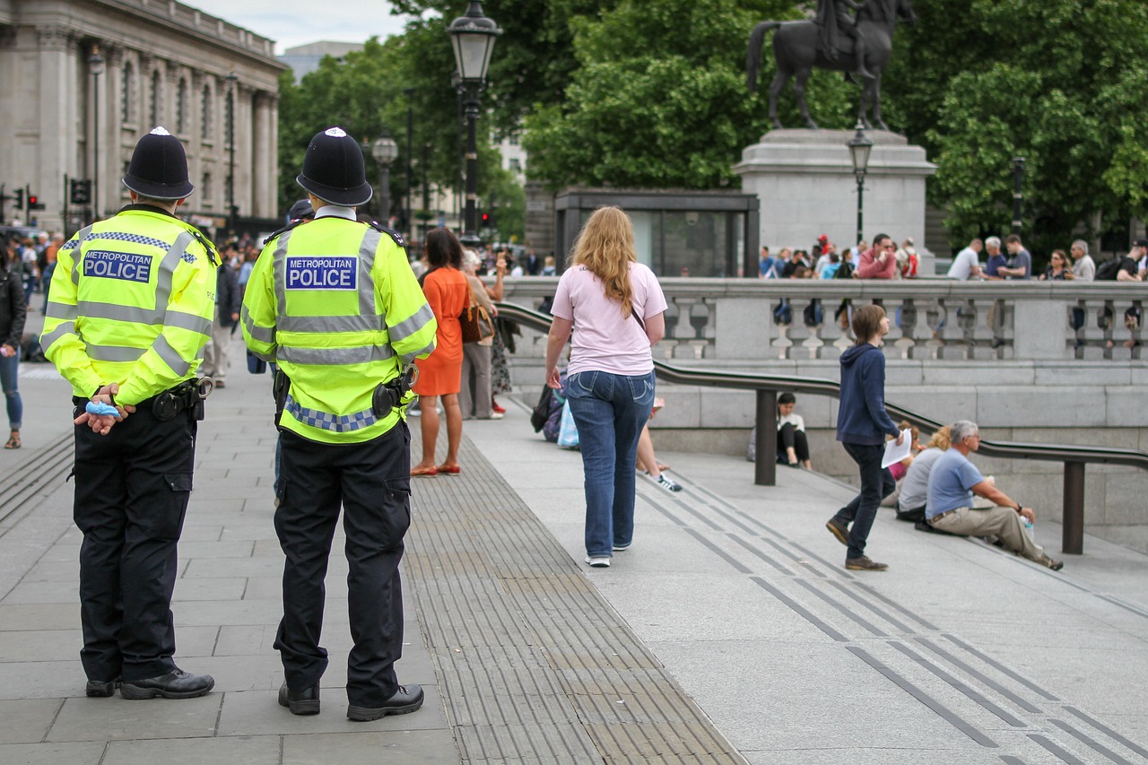 10,000+ Free British Police & Police Photos - Pixabay