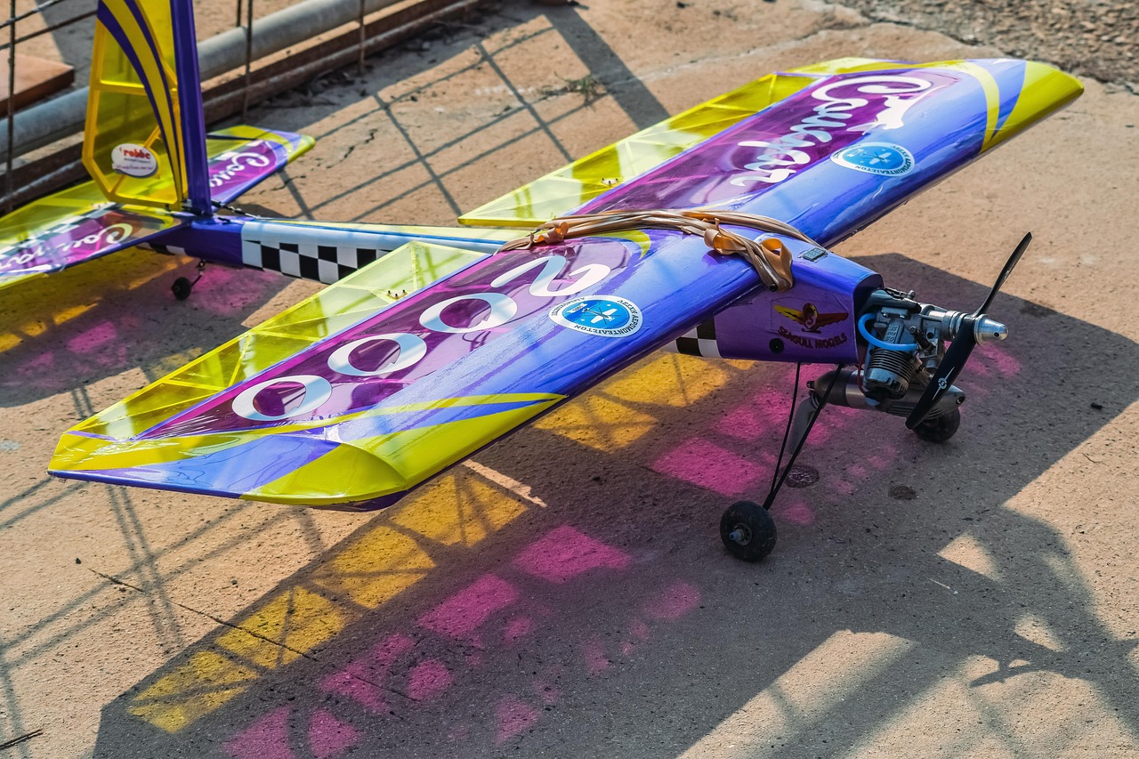 40,000+ Free Colorful Airplane & Airplane Images - Pixabay