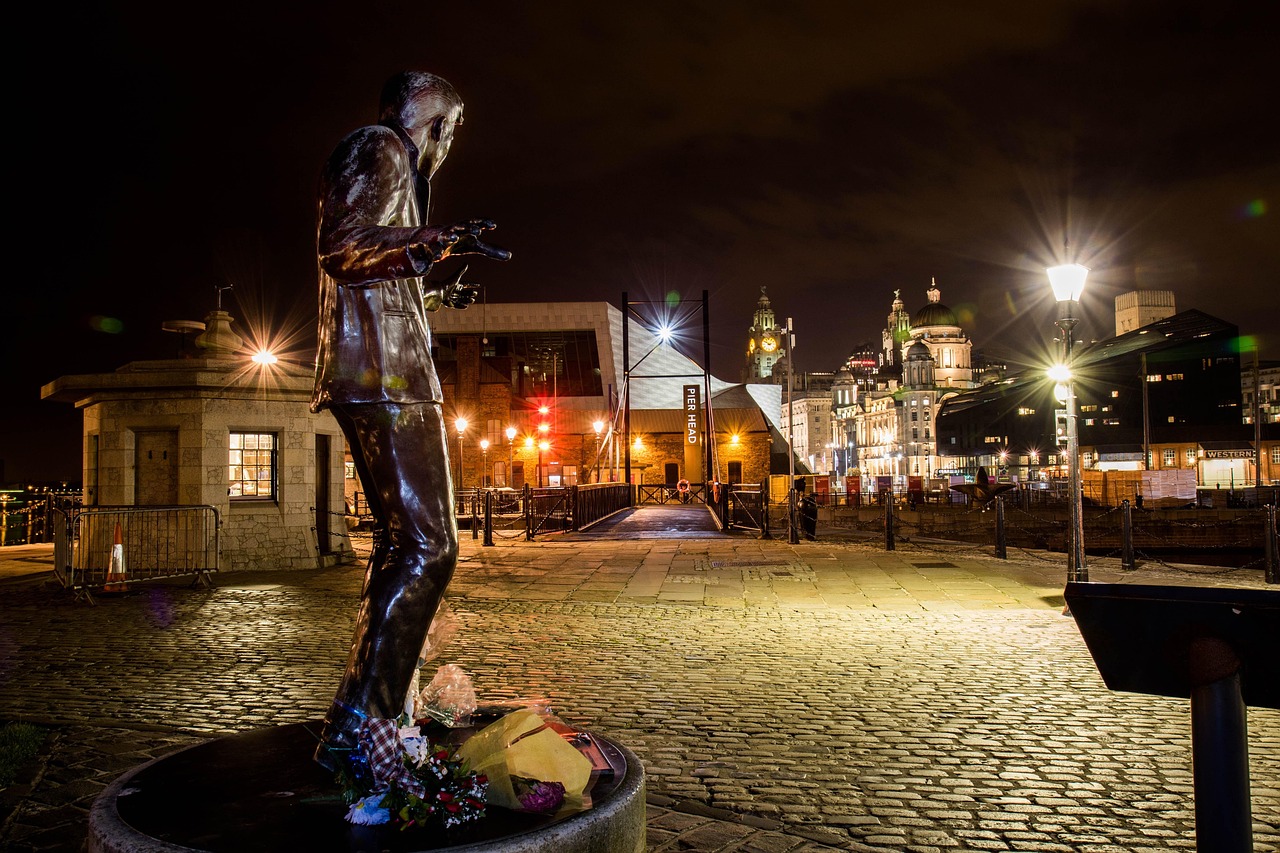 100,000+ Free Liverpool City & Liverpool Images - Pixabay