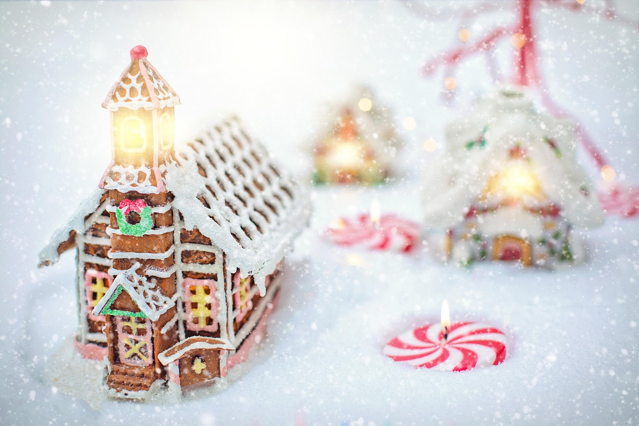 60,000+ Free Gingerbread House & Gingerbread Images - Pixabay