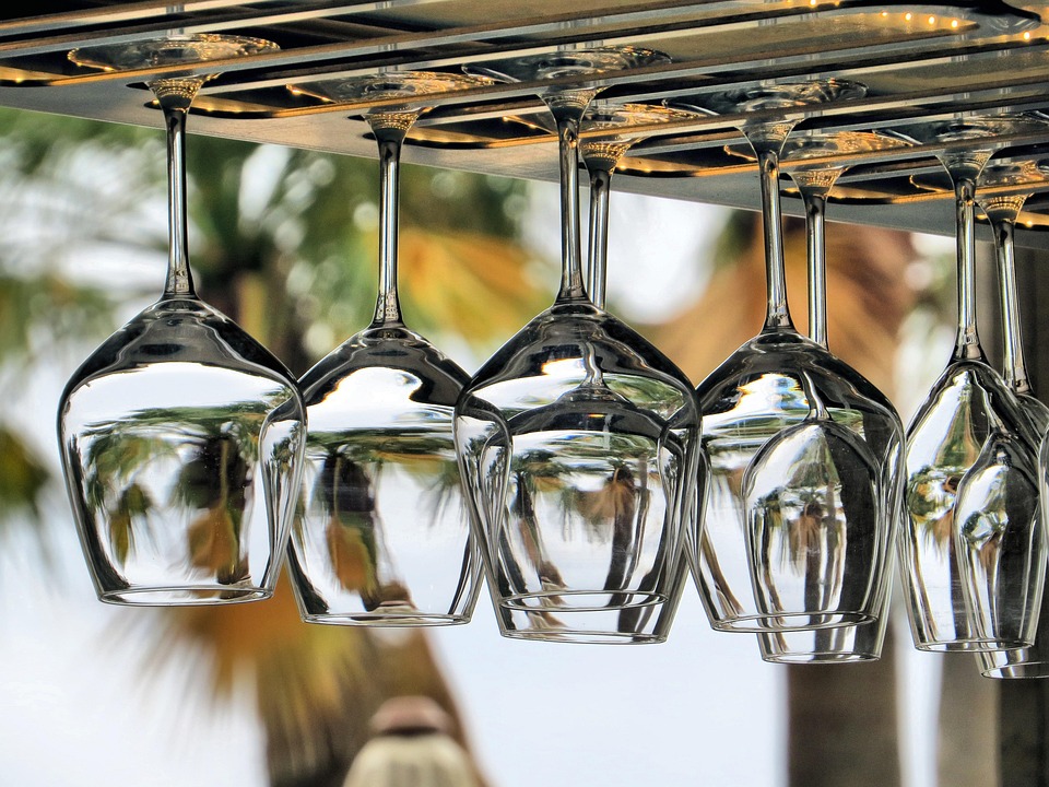 Glasses Bar Hanging - Free photo on Pixabay - Pixabay
