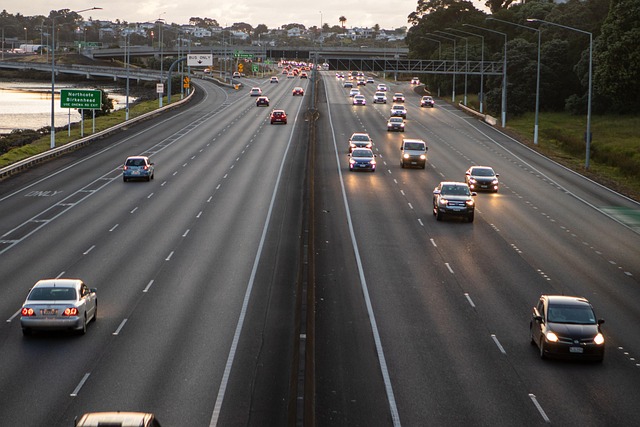 Circulation Autoroute Mouvement - Photo gratuite sur Pixabay