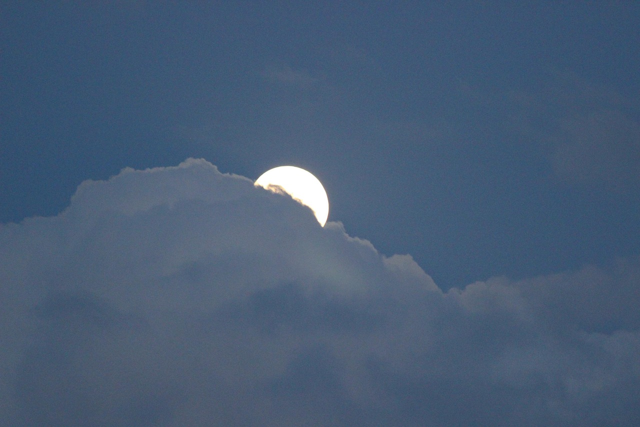 Vollmond Mond Wolken - Kostenloses Foto auf Pixabay