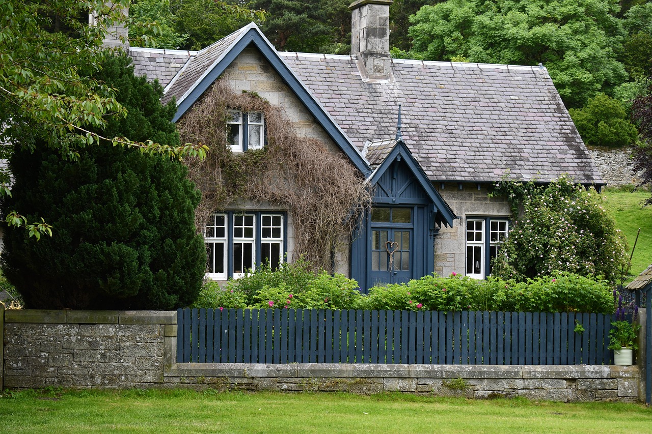 Cottage Mid Hope Castle June 2019 - Free photo on Pixabay - Pixabay