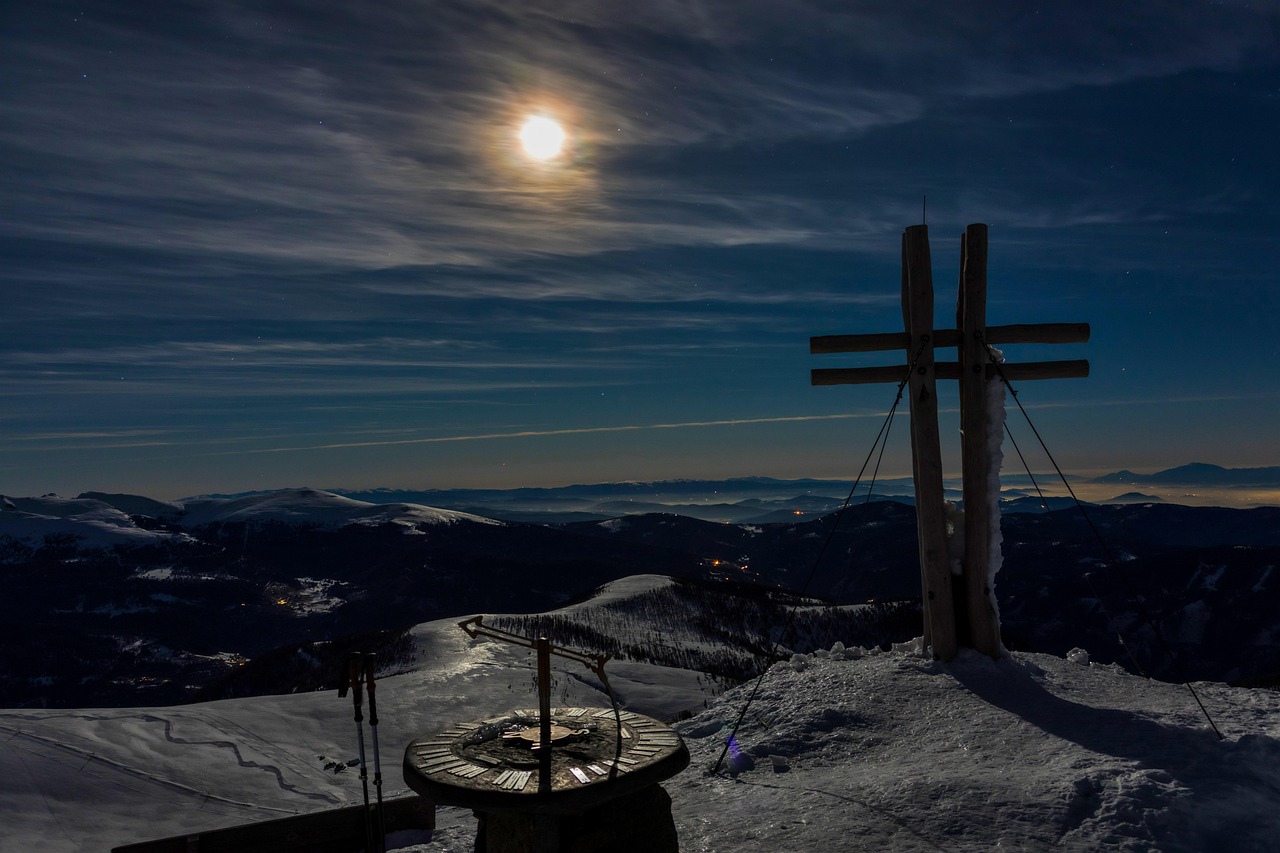 Full Moon Mountain Summit - Free photo on Pixabay