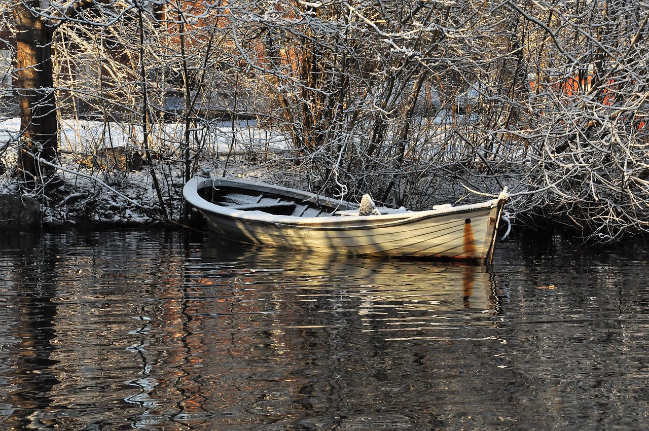 Boat Winter Water - Free photo on Pixabay - Pixabay