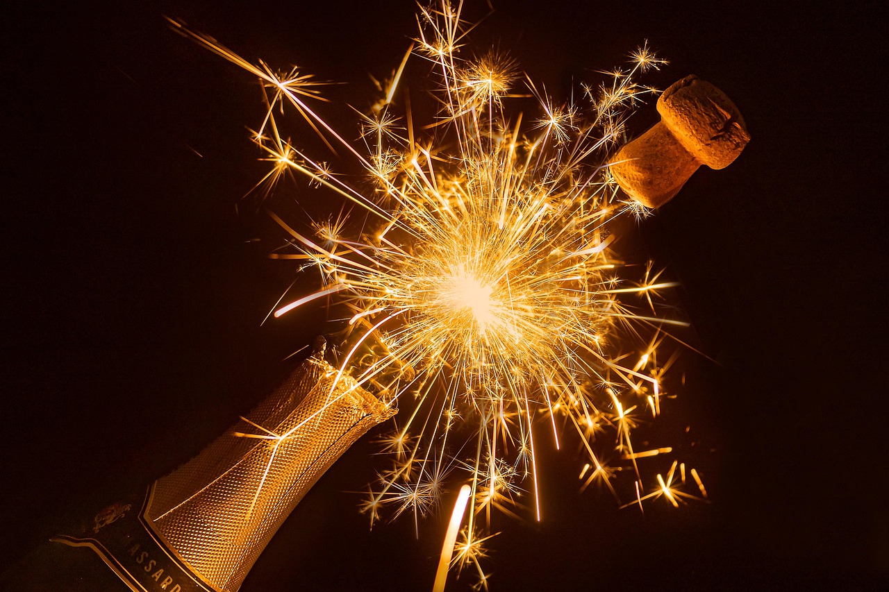 10,000+ Free Burst Image & Background Image Images - Pixabay