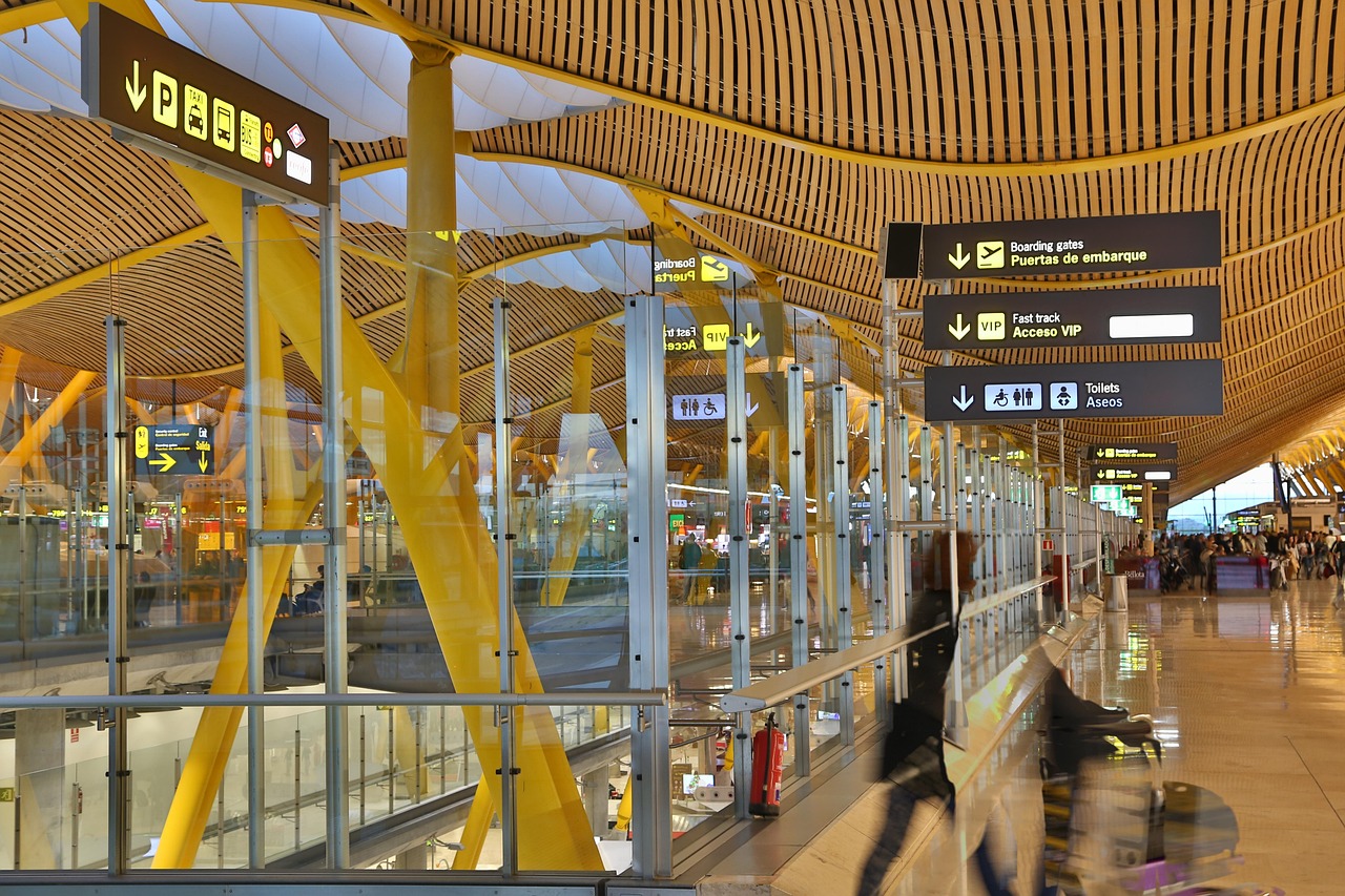 超过 30000 张关于“Backpacker Airport Work”和“飞机”的免费图片 - Pixabay