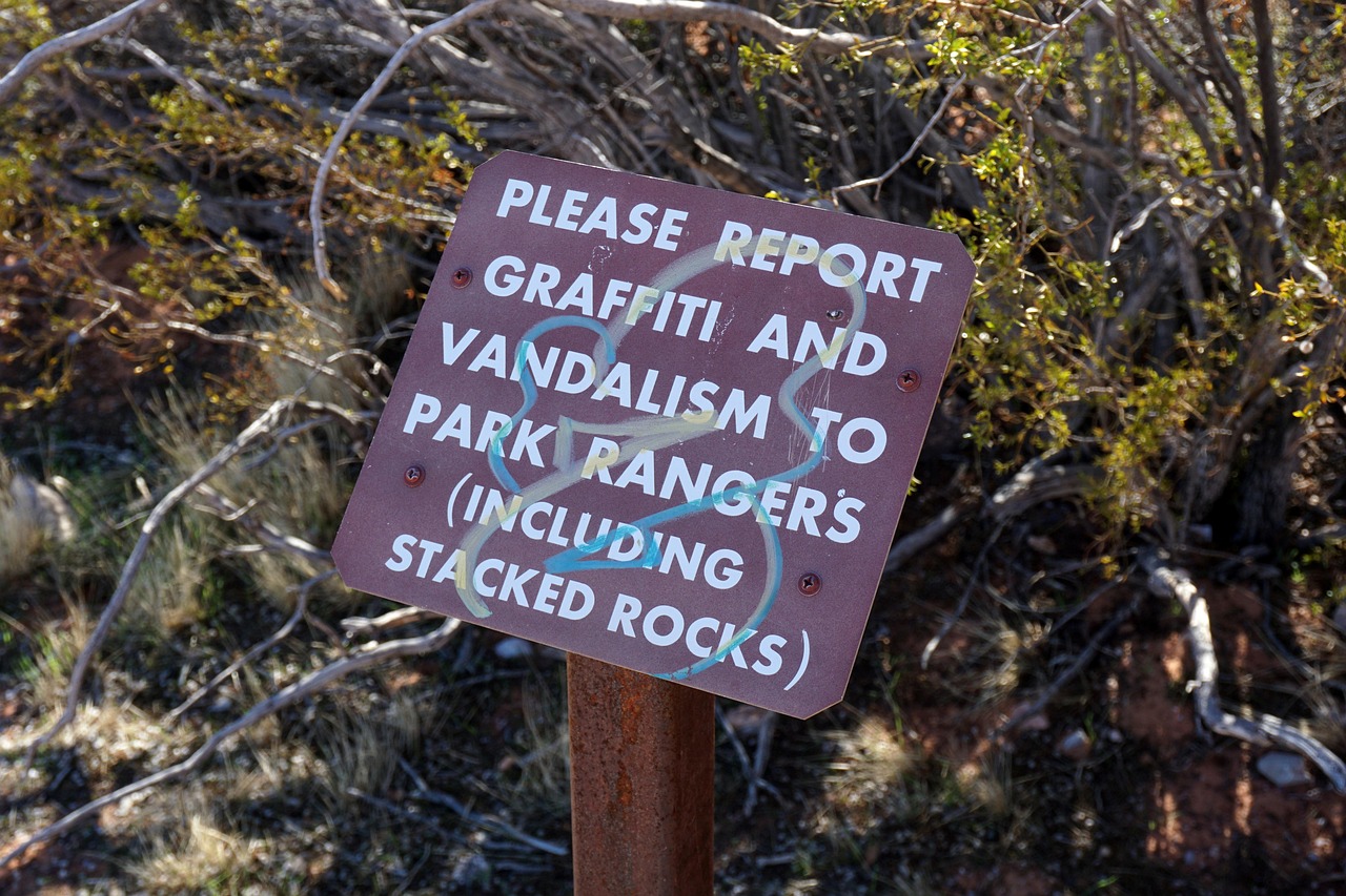Vandalism Nature Sign - Free photo on Pixabay - Pixabay