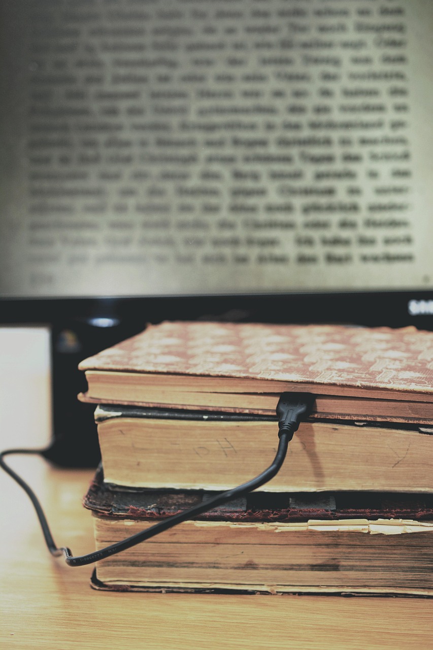 Books Old Computer - Free photo on Pixabay - Pixabay