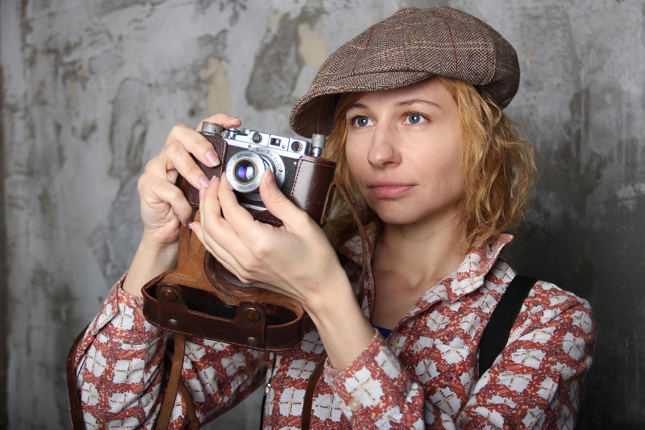 Retro Photographer Camera - Free photo on Pixabay
