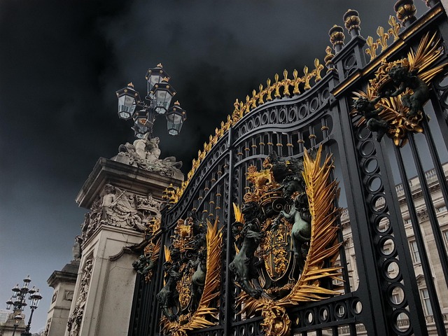 Buckingham Palace Gates - Free photo on Pixabay
