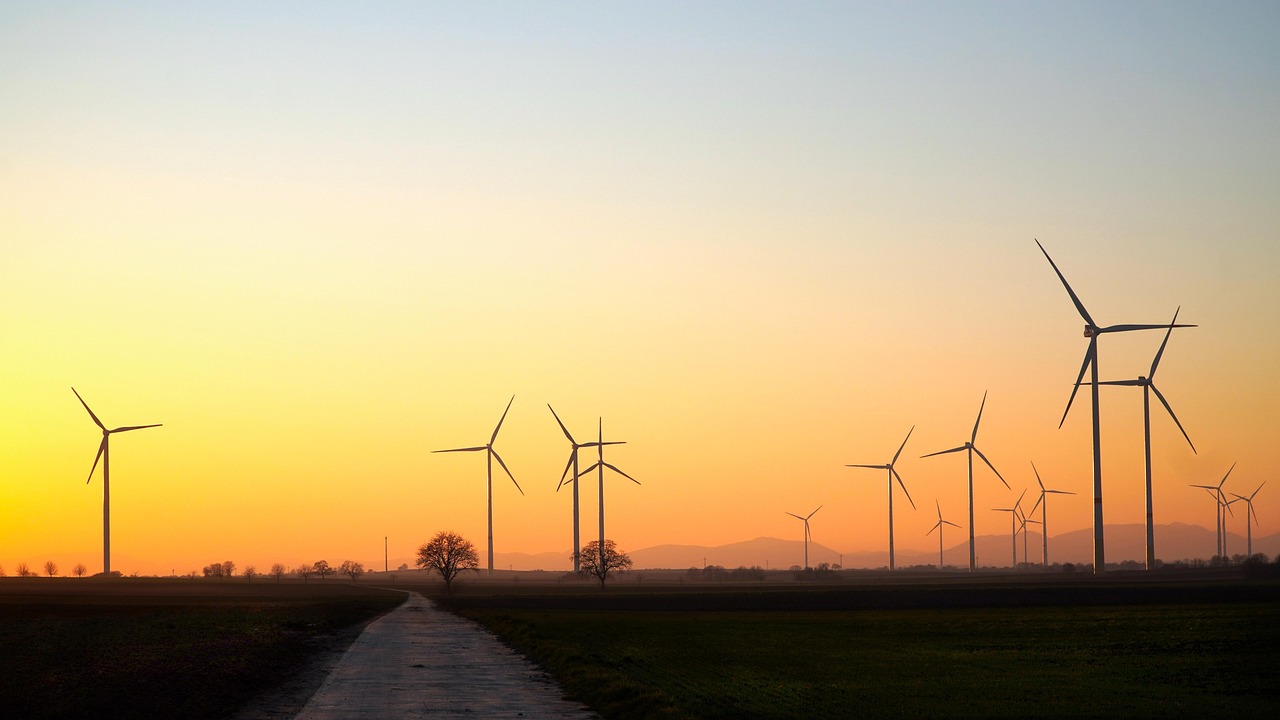 50,000+ Free Wind Farm & Farm Images - Pixabay