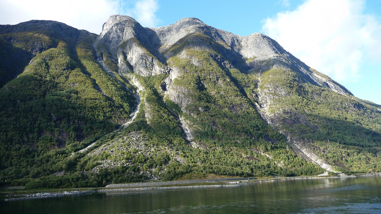3,000+ Free Brudeferden I Hardanger & Love Images - Pixabay