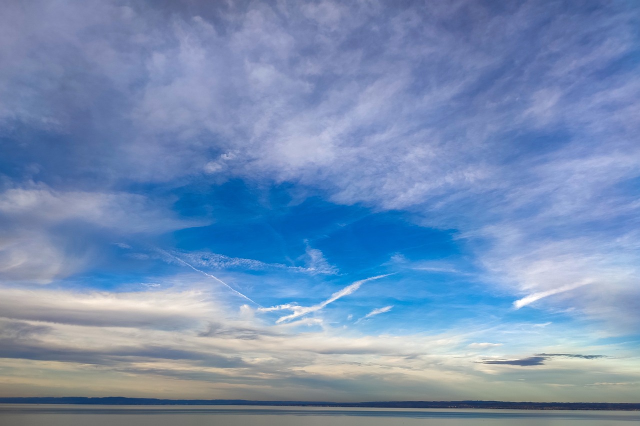 Blauer Himmel Weiße Wolken Blau - Kostenloses Foto auf Pixabay - Pixabay