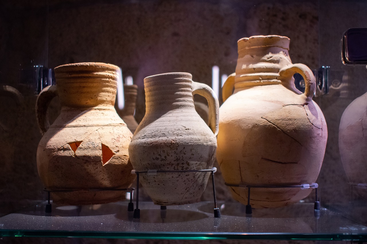 Peste 100.000 de imagini gratuite cu Vase Vechi și Vase - Pixabay