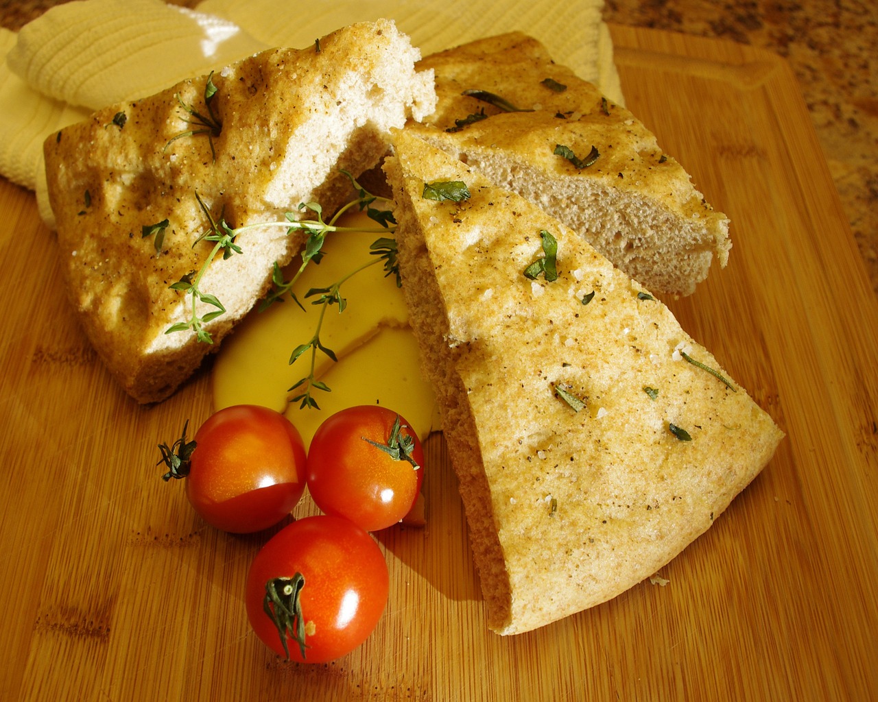 Food Focaccia Bread - Free photo on Pixabay - Pixabay
