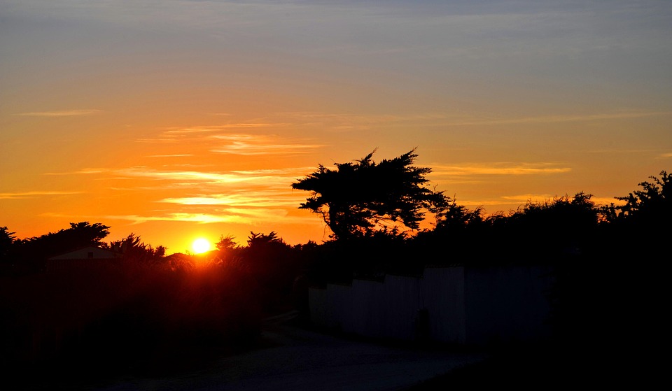 Atmospheric Sunset Ile De Ré - Free photo on Pixabay - Pixabay