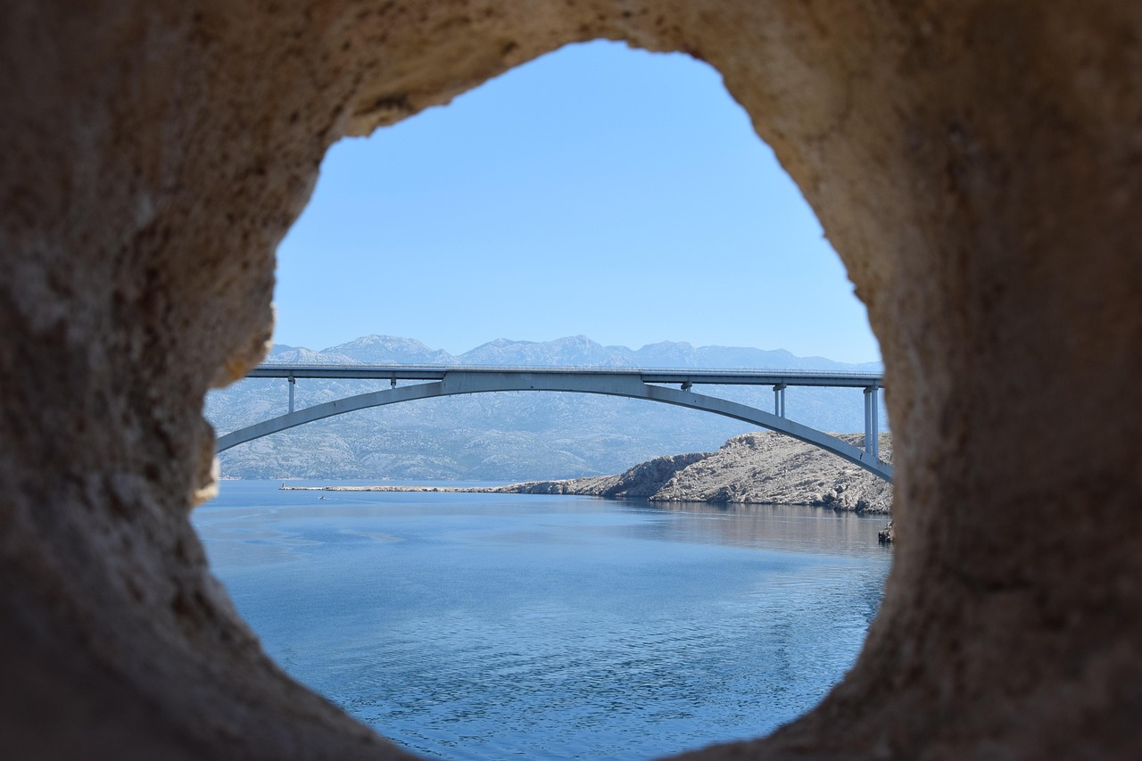 Hole Bridge Sky - Free photo on Pixabay - Pixabay