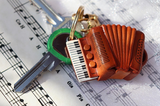 5,000+ Free Leather Keychain & Leather Images - Pixabay
