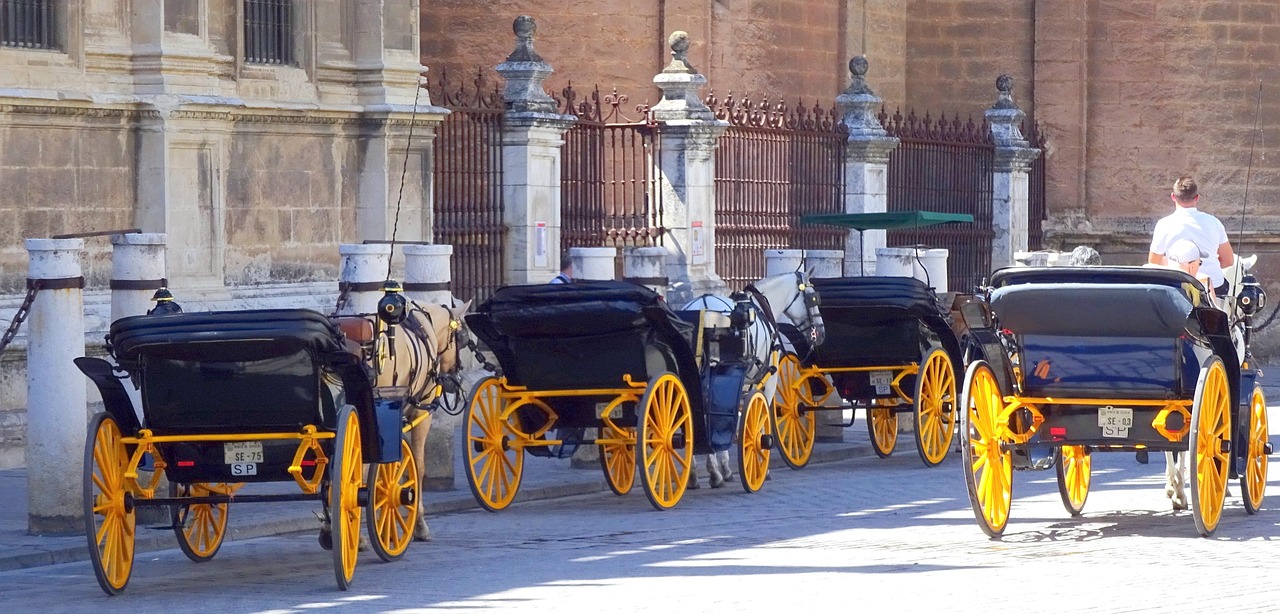 Seville Horse-Drawn Carriage - Free photo on Pixabay