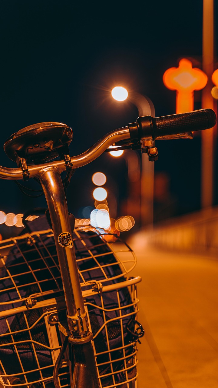 Bicicleta Noite Carro - Foto gratuita no Pixabay - Pixabay