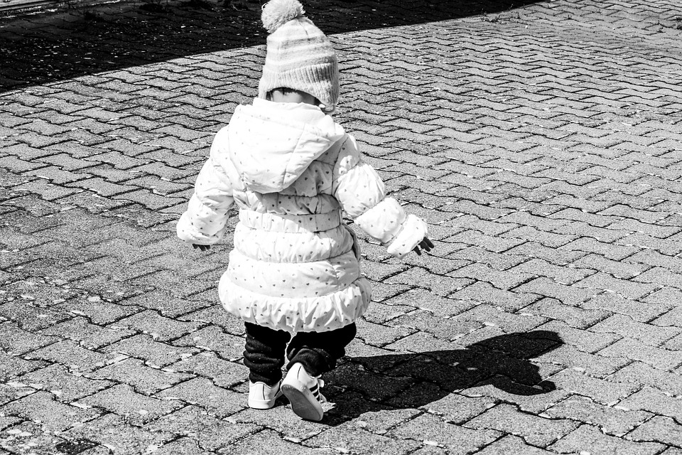 Enfant Seule Cours - Photo gratuite sur Pixabay - Pixabay