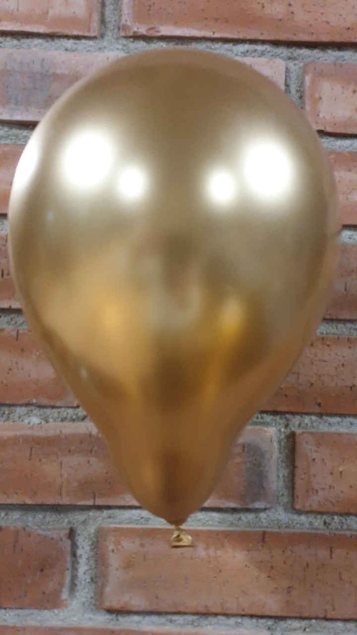 Balon Emas Perayaan Hari Ulang - Foto gratis di Pixabay - Pixabay