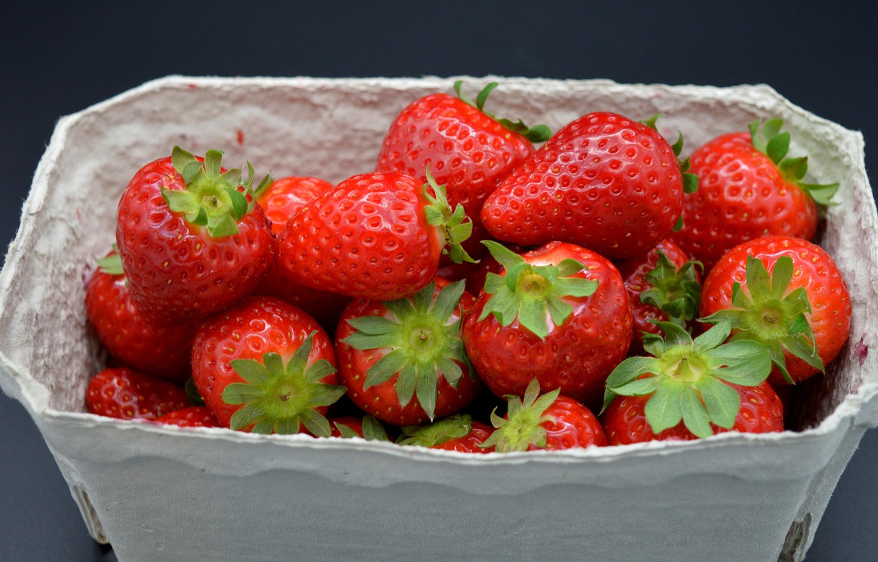 Strawberries Shell Red - Free photo on Pixabay