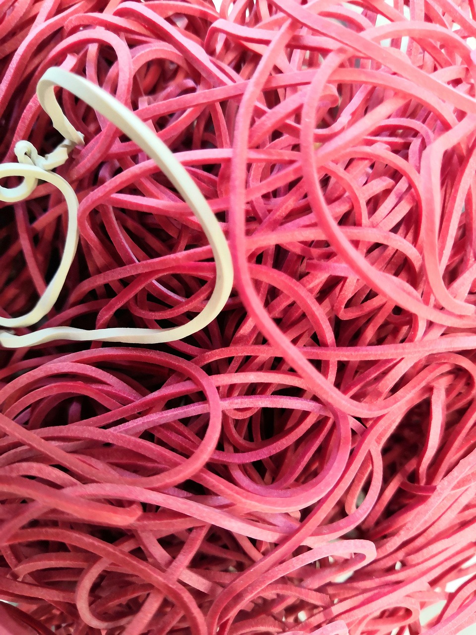 Rubber Bands Red Lots - Free photo on Pixabay - Pixabay