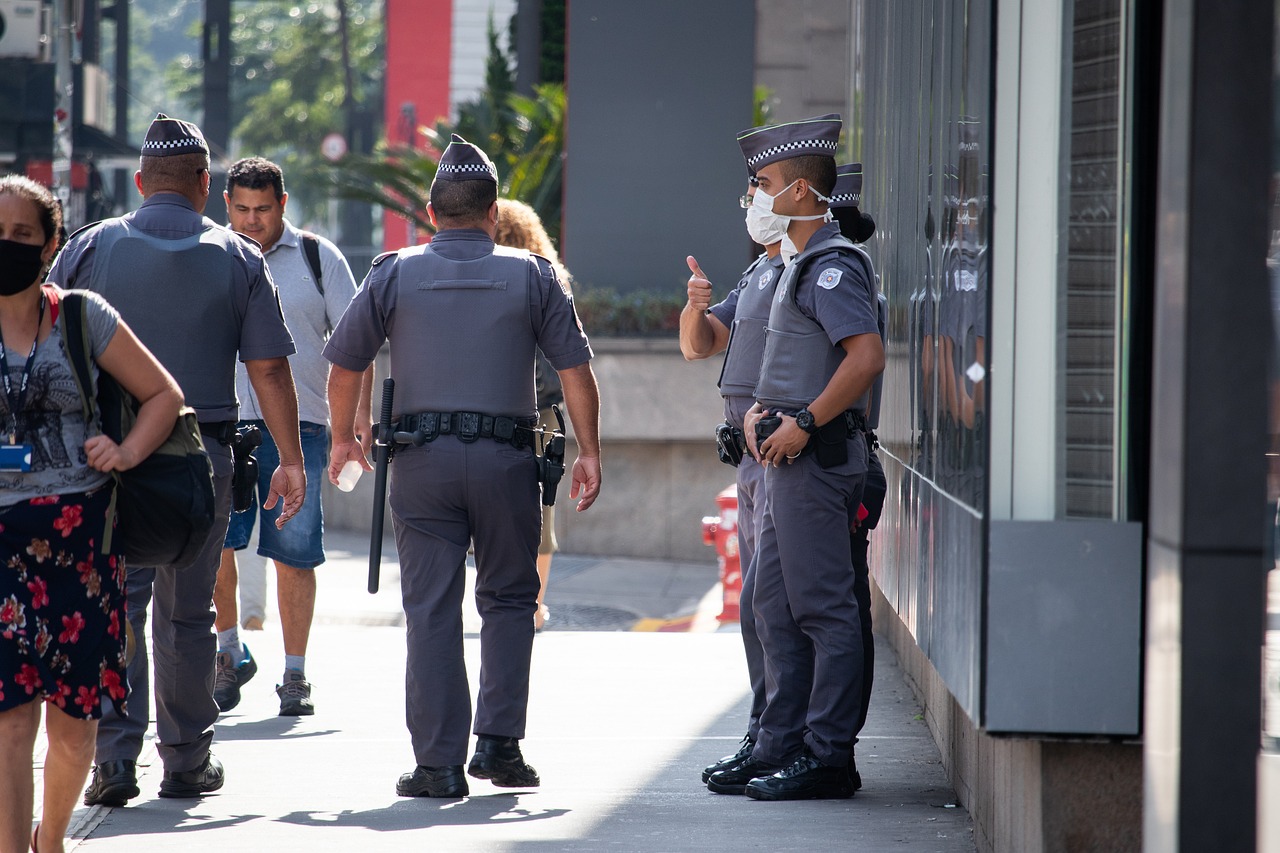 200+ Free Policeman & Police Images - Pixabay