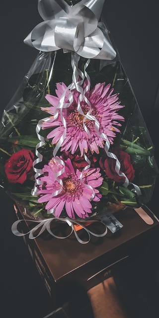 Regalo Flores Dar - Foto gratis en Pixabay