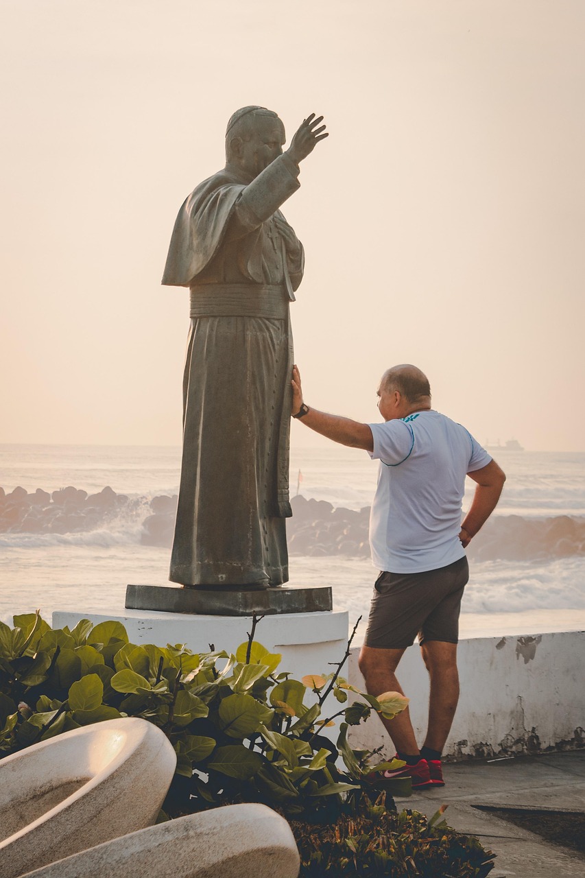 20,000+ Free Person Standing Alone & Alone Images - Pixabay