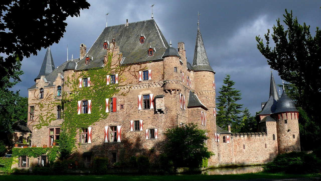 Satzvey Castle Eifel Wasserburg - Free photo on Pixabay - Pixabay