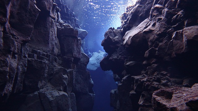 Silfra Split Dive - Free photo on Pixabay - Pixabay
