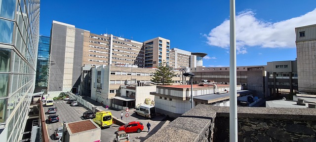 Huc Szpital - Darmowe zdjęcie na Pixabay