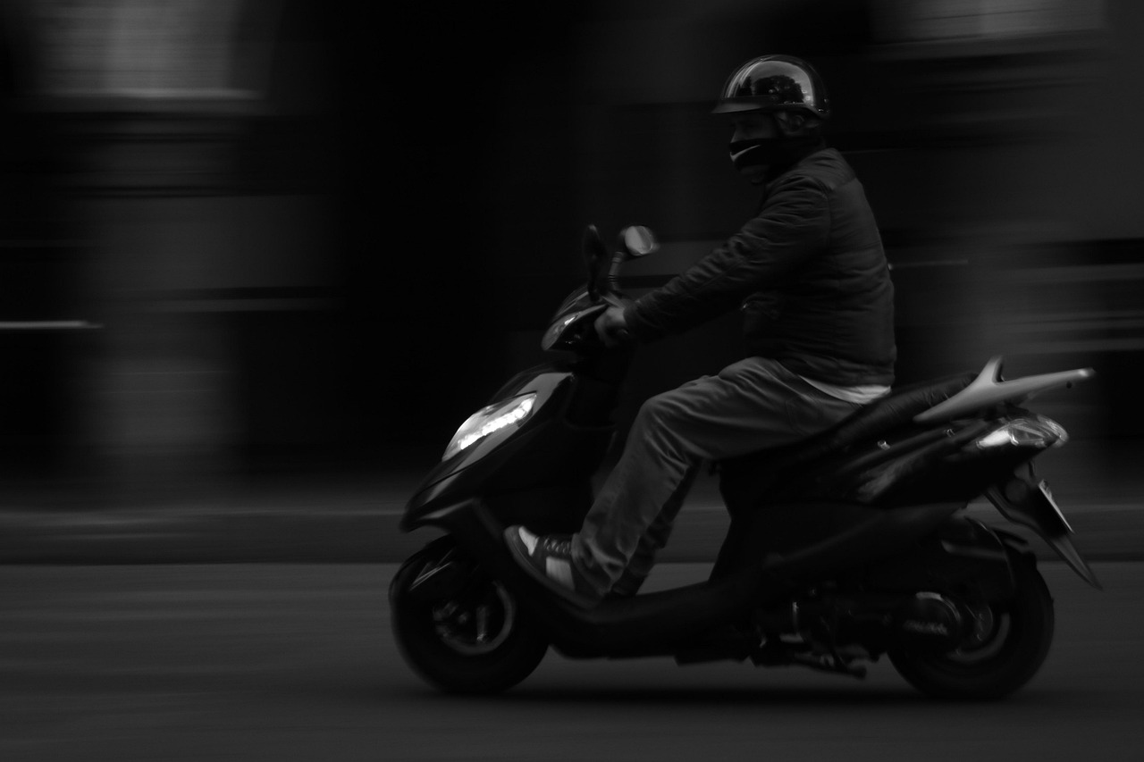 Swept Fast Black And White - Free photo on Pixabay - Pixabay